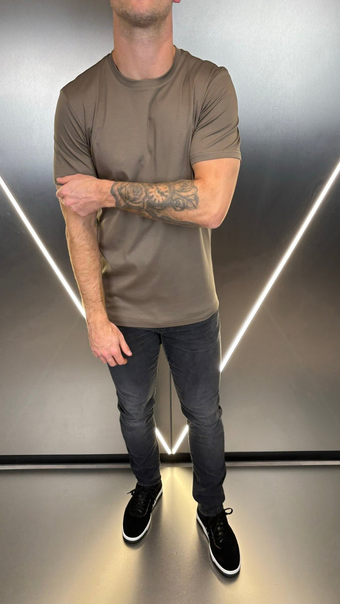 Luxury Mocha T-Shirt – Vincentius